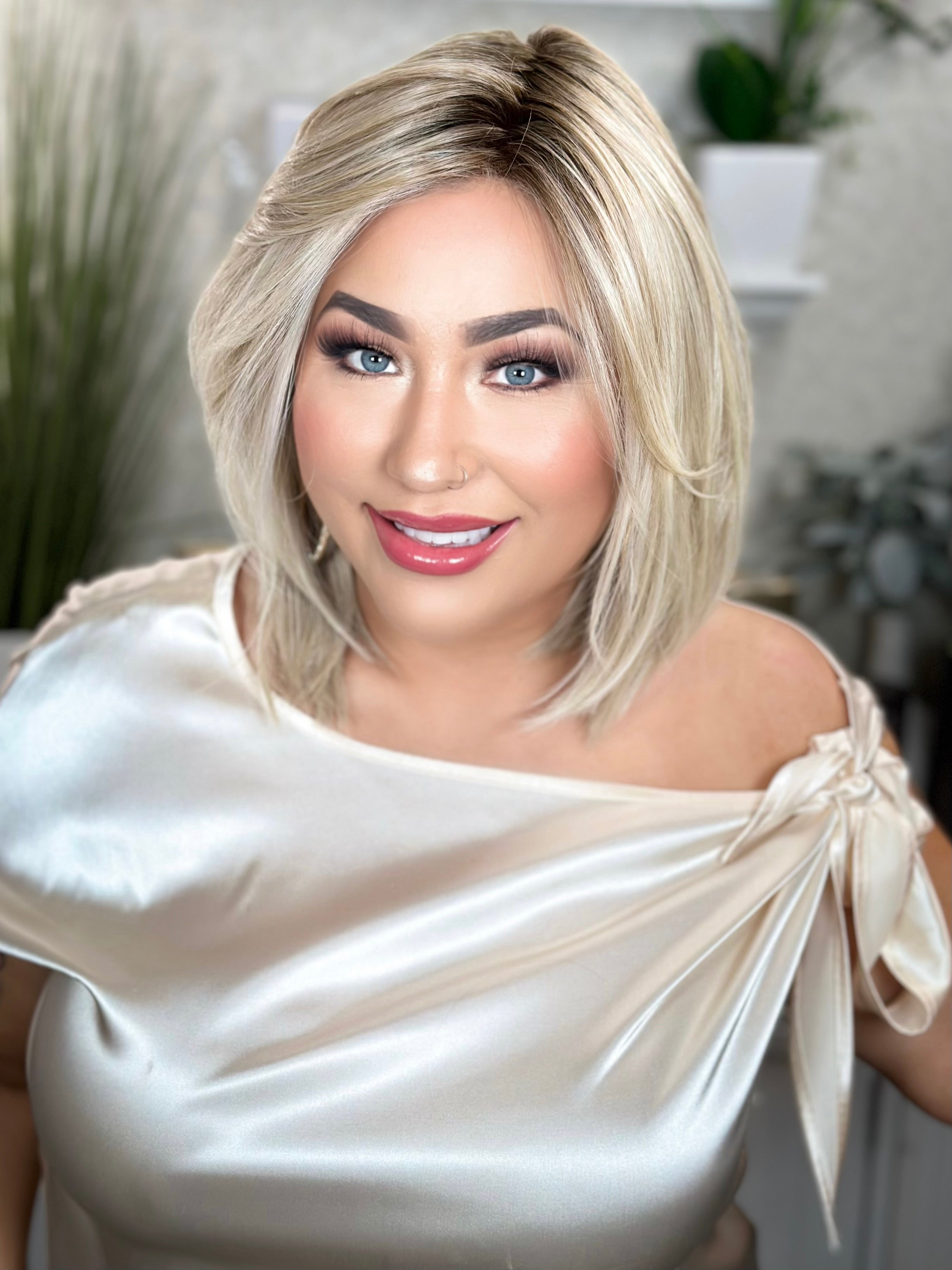 EDITORS PICK - Paparazzi Blonde – STYLES BY SOMA